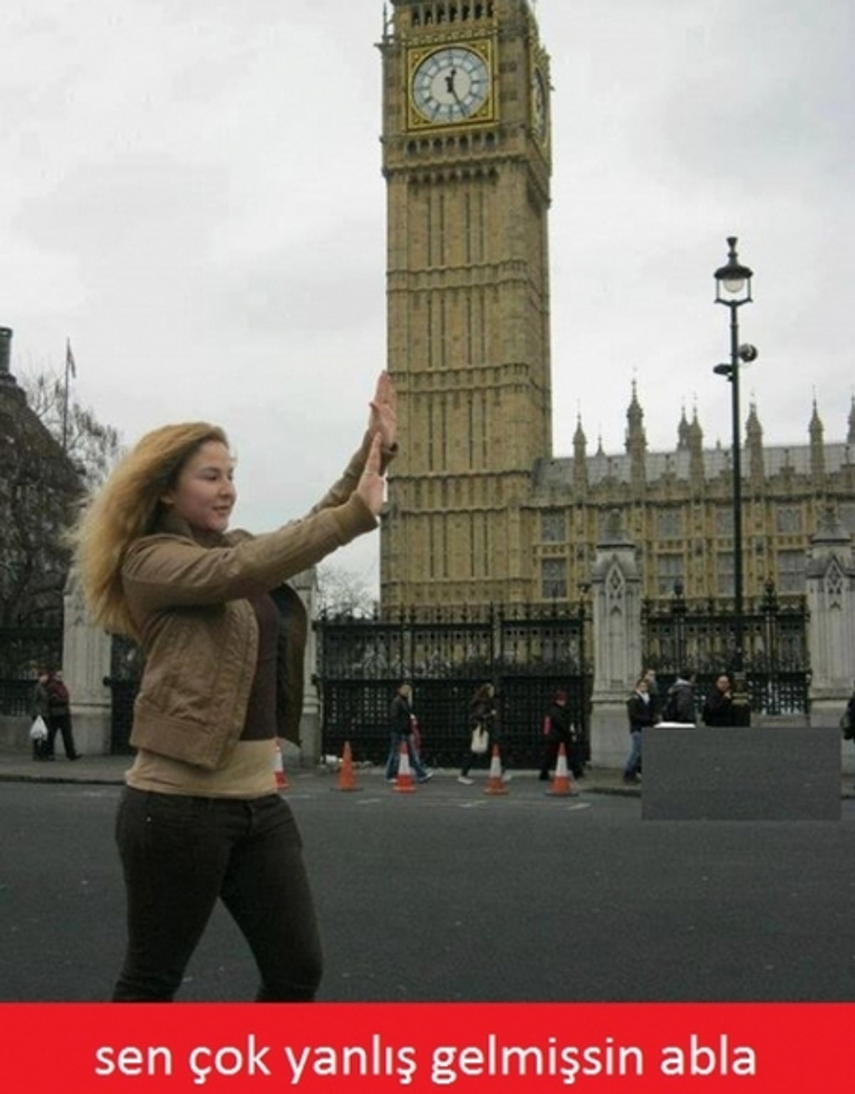 Kopma Garantili 25 Caps Gibi Caps - Onedio