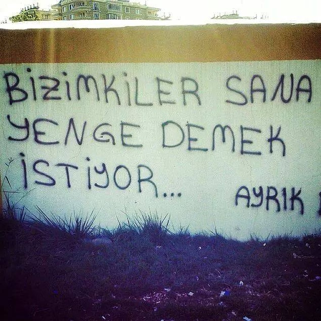 Duvarları Alışık Olmadığımız Şekilde Dile Getirmiş 37 Duvar Yazısı
