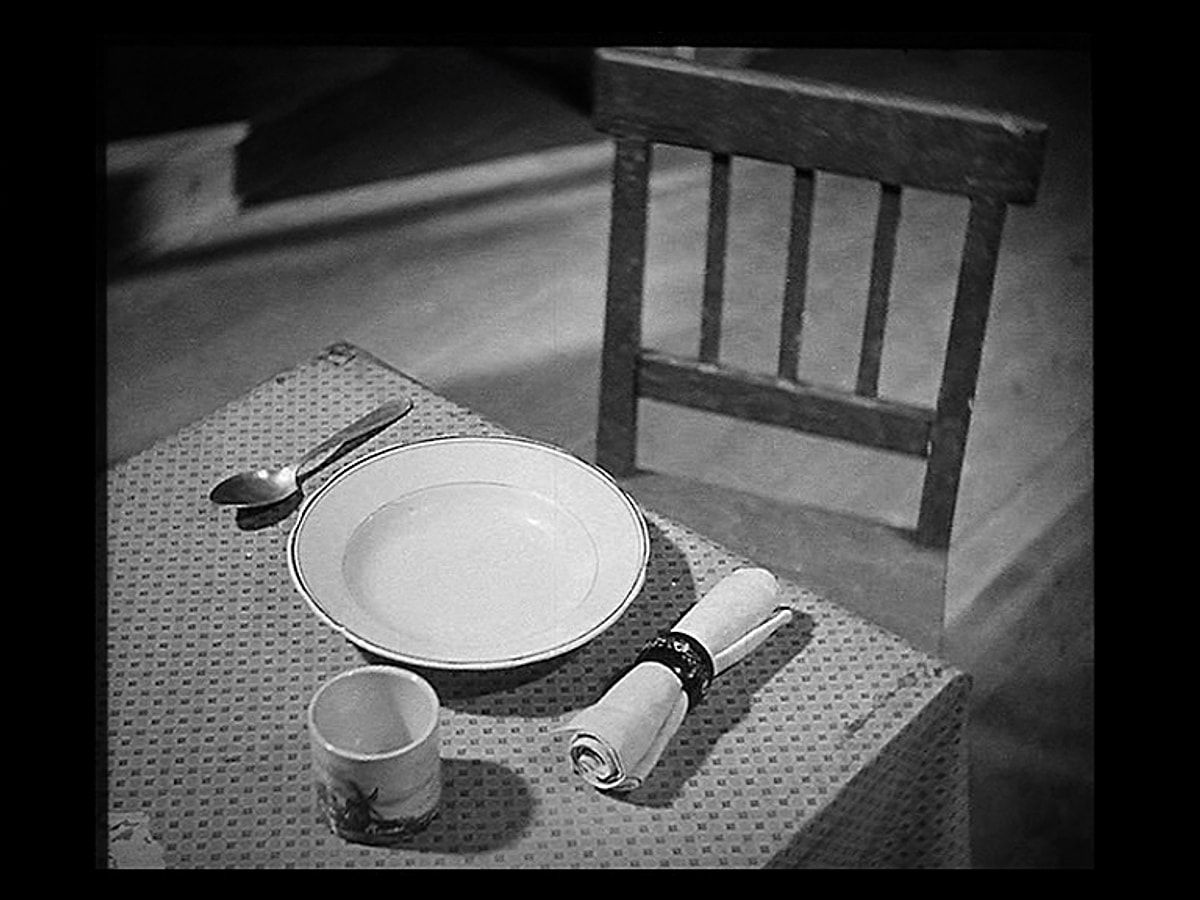 Objects Representing Your Loneliness - Onedio