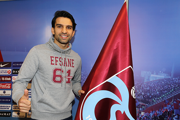 Trabzonspor, Muhammet Demir ile 3,5 Yıllık Sözleşme İmzaladı - Onedio