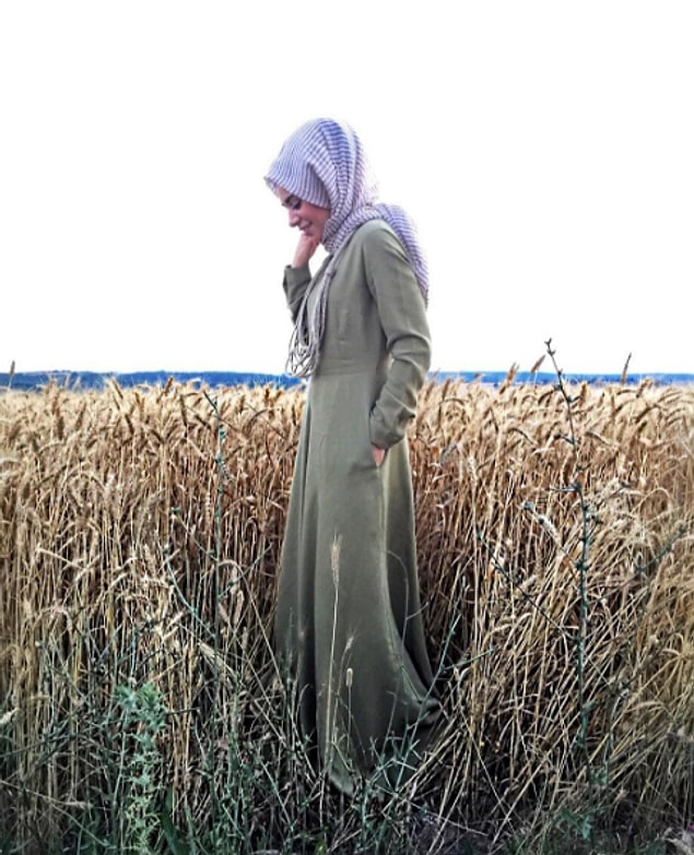 Tarzıyla Instagram'da Fırtınalar Estiren 17 Muhafazakar Moda Bloggerı