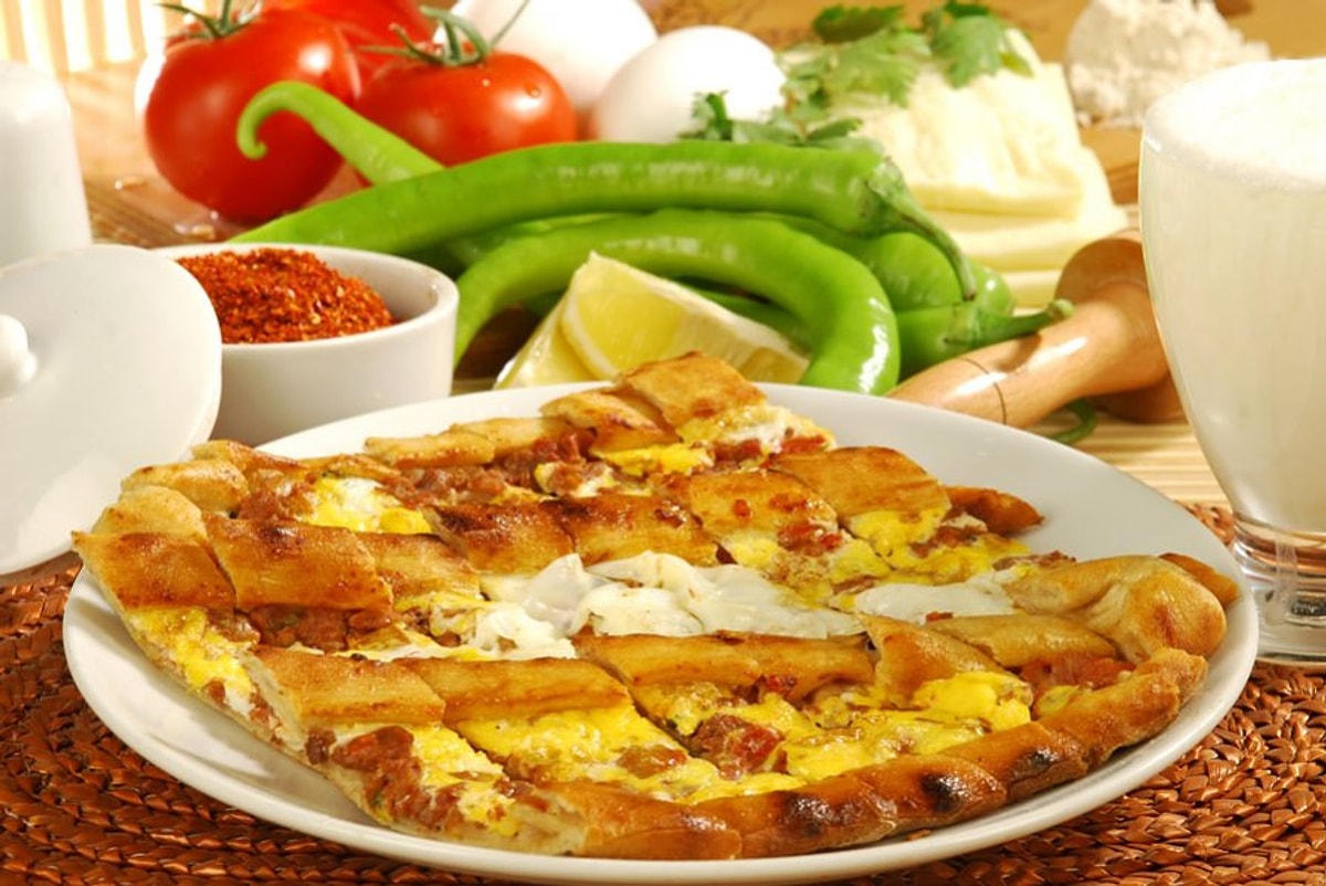 Bir Türk'ü En İyi Pide Anlatır: Favori Pideni Söyle, Sana Seni Anlatalım!