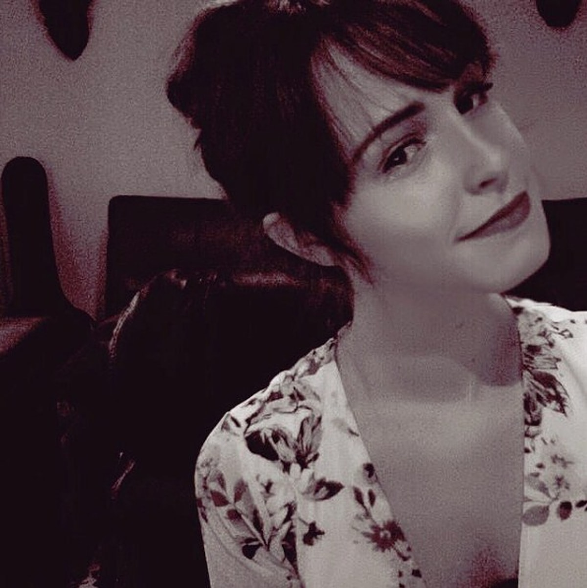 Emma Watson'ın Aynada Görse Kendi Sanacağı Tıpatıp Aynısı: Megan ...
