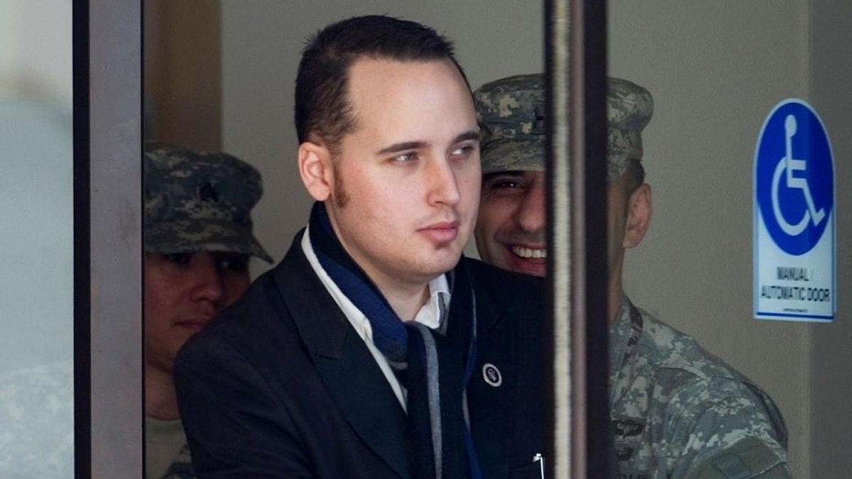 Microsoft, Yahoo ve ABD Ordusuna Sızmıştı: Ünlü Hacker Adrian Lamo ...