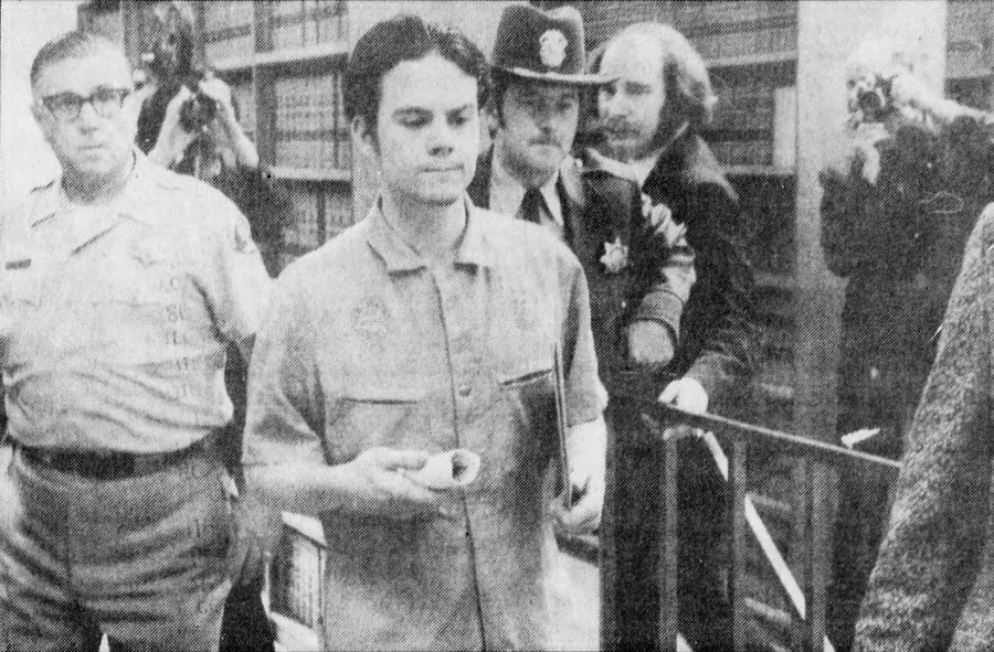 Büyük Bir Depremi Engelleyeceğini Düşünüp 13 Kişiyi Gözünü Kırpmadan ...