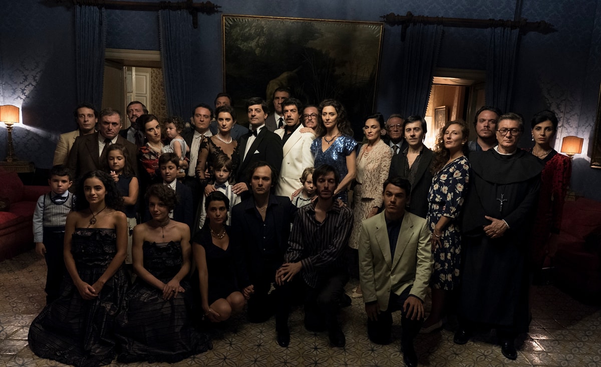 Çetenin Arasına Karışmaya Hazır Olanlar İçin: Mafya ve Yeraltı ...