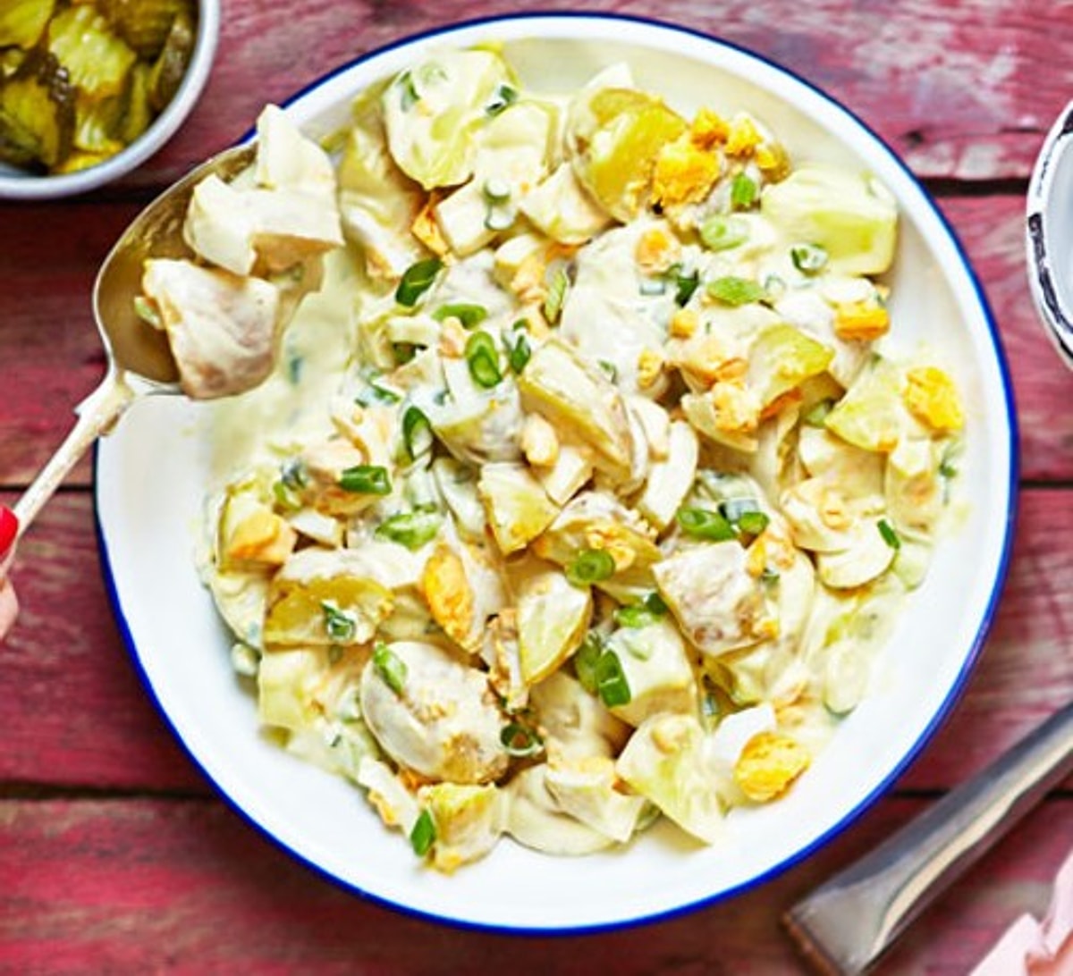 Nisan Ayının En Lezzetli Sebzelerinden Olan Taze Soğan ile ...