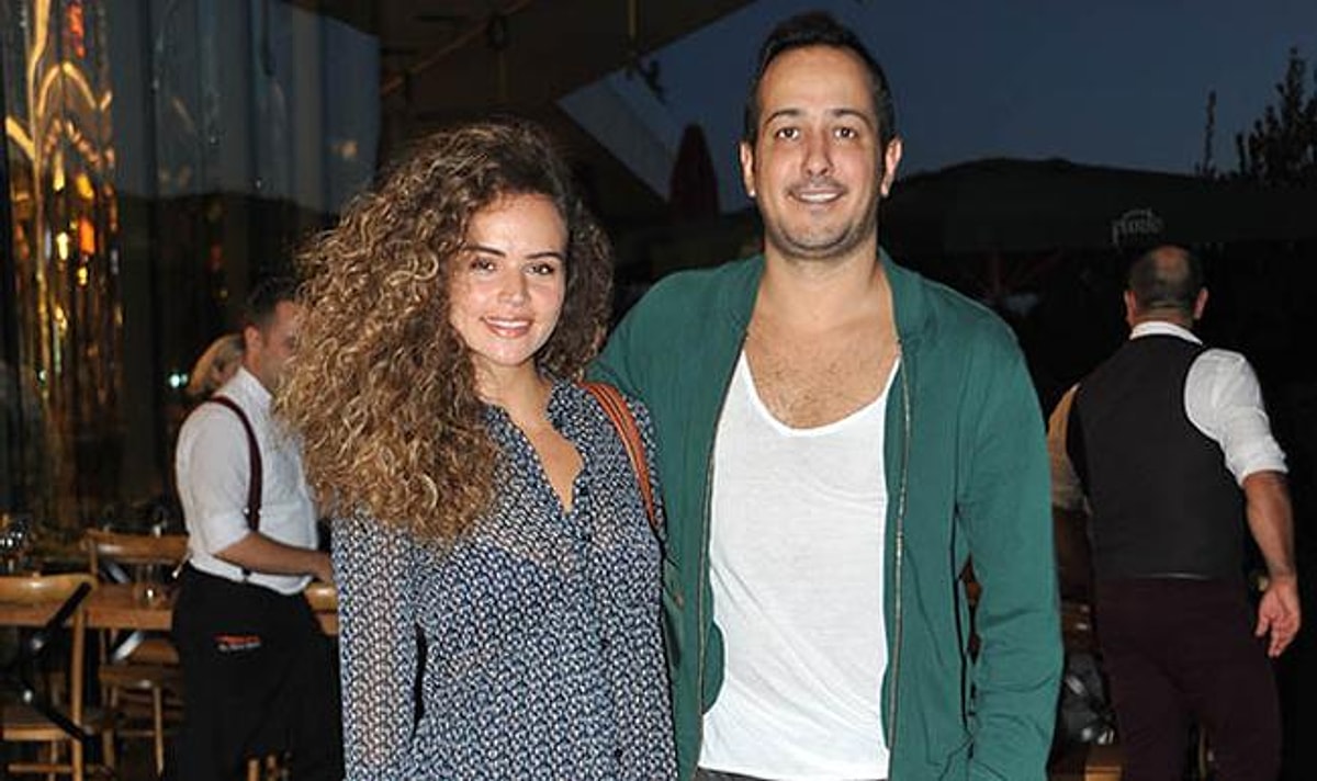 Sarp Apak Cem Yılmaz'ın Kendi Stand-Up Gösterisine Başlayan Eşine ...