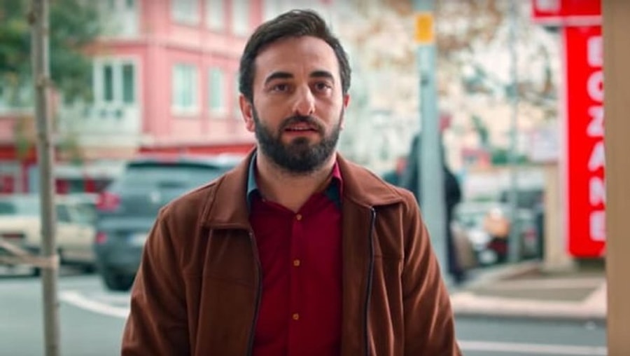 Ali Kundilli Konusu Nedir? Ali Kundilli Filmi Oyuncuları Kimlerdir? - Onedio