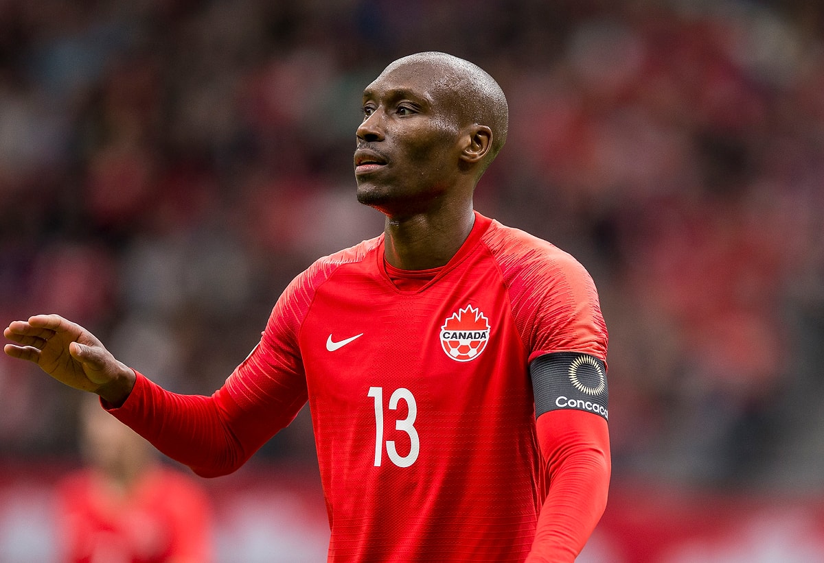 Larin, Messi ve Ronaldo'yu Geçti! Cyle Larin ve Atiba Hutchinson Kanada ...
