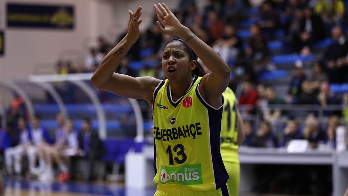Ünlü Kadın Basketbolcu Candace Parker Eşi Anna Petrakova'nın Hamile ...
