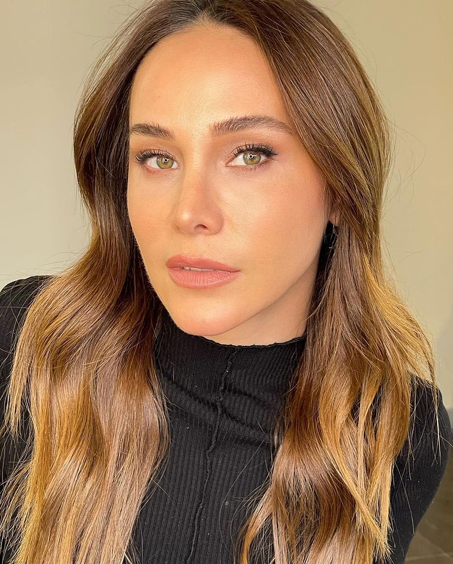 Burçin Terzioğlu Kimdir? Kaç Yaşında ve Aslen Nereli? - Onedio