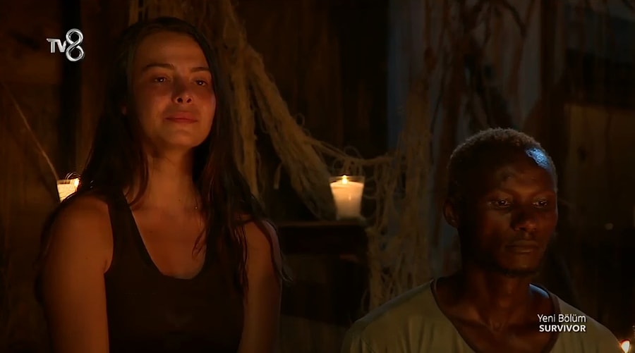 Tavırları Skeçlere Konu Olan Eski Survivor Yarışmacısı Eda Akkaya'nın ...
