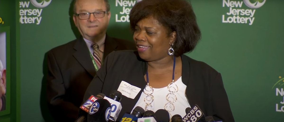 Kazandıkları Parayla İyilik Meleği Olan 8 Talihli - Onedio