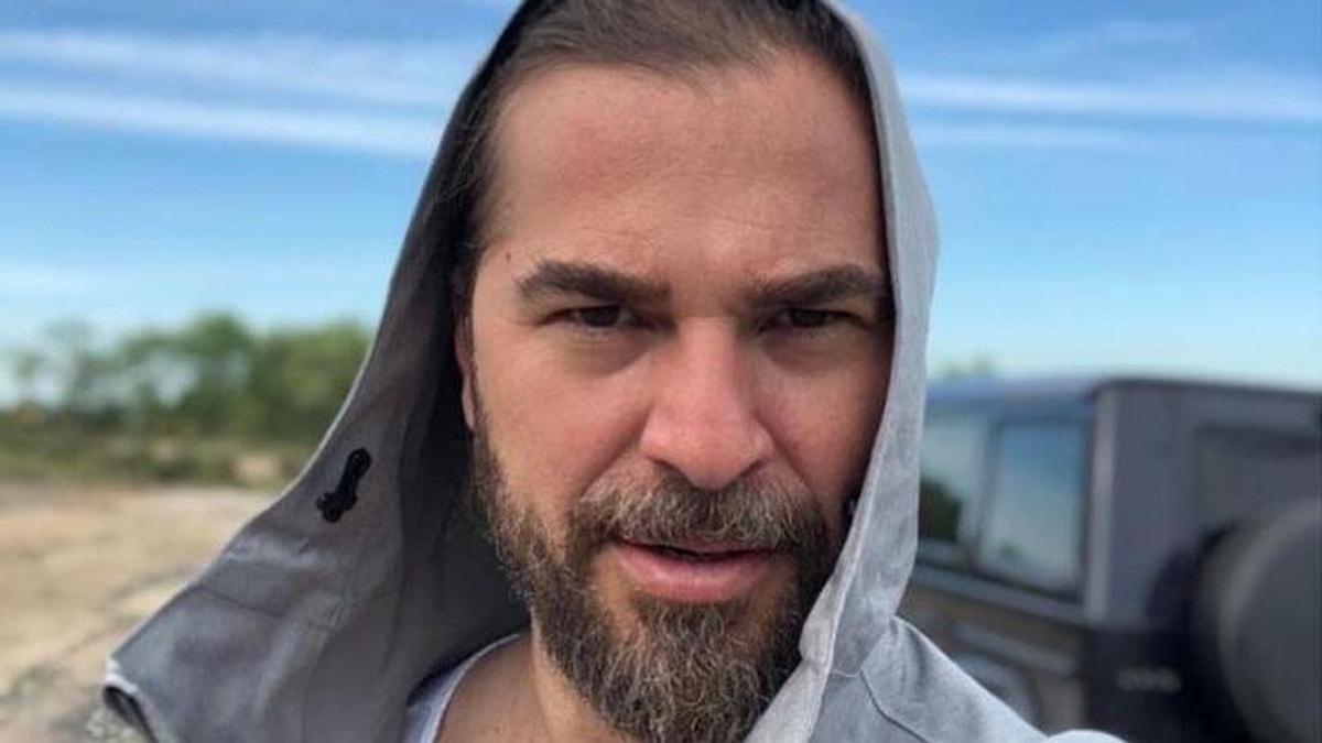 Ünlü Oyuncu Engin Altan Düzyatan Yeni Dizisi Çöp Adam'la İlgili ...