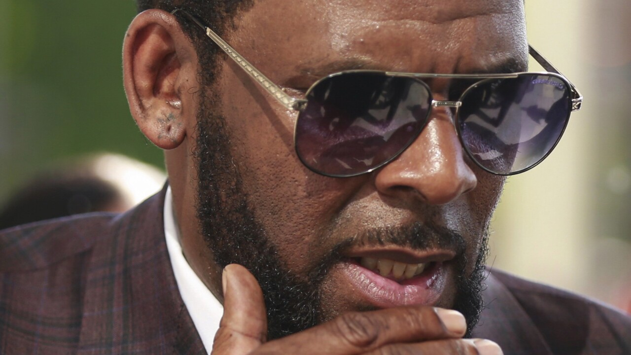 R Kelly Net Worth: A Glimpse After The Controversy - Onedio
