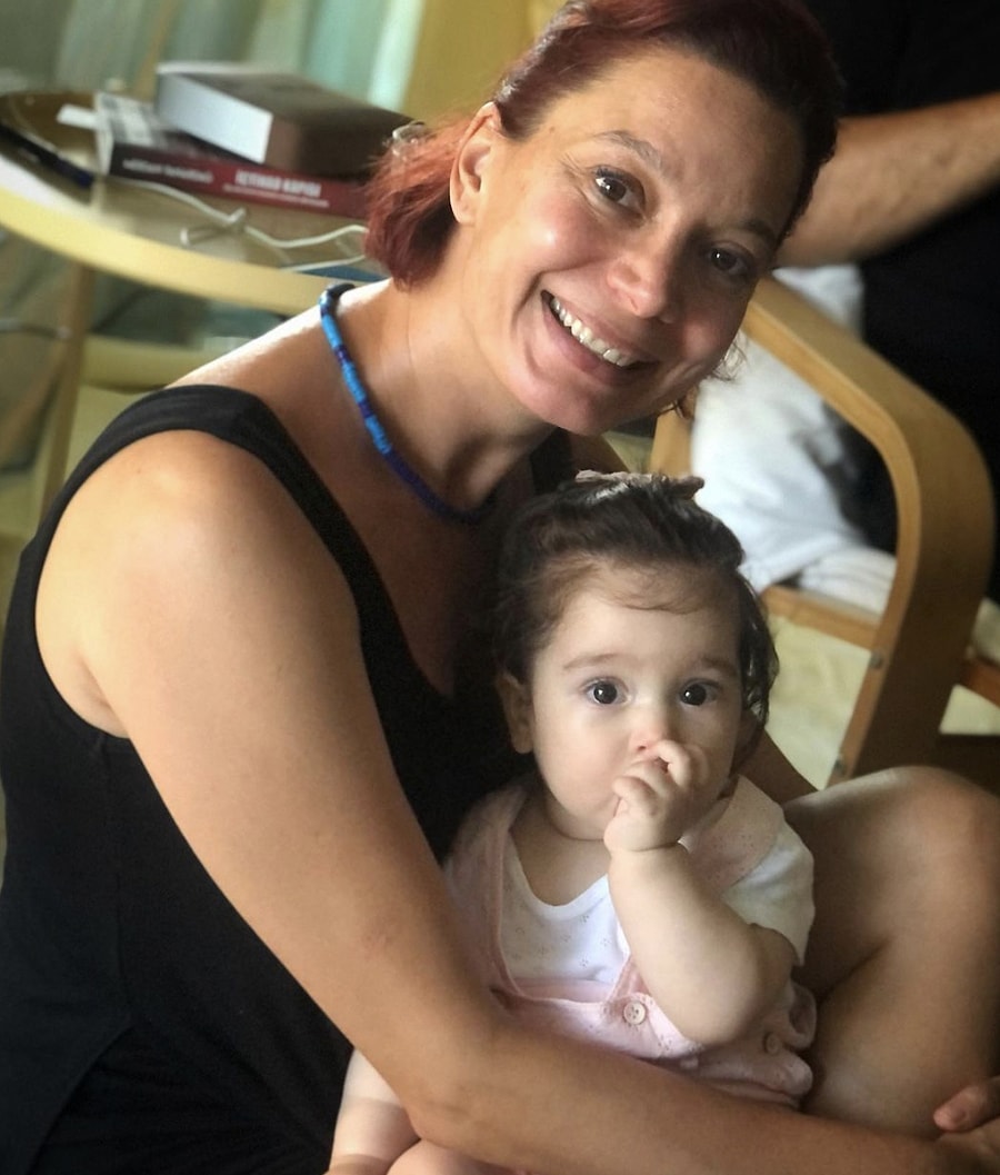 Kiminle Evli? Efsane Dizi Gurbet Kadını'nın Aysel'i Oyuncu Gerçek ...