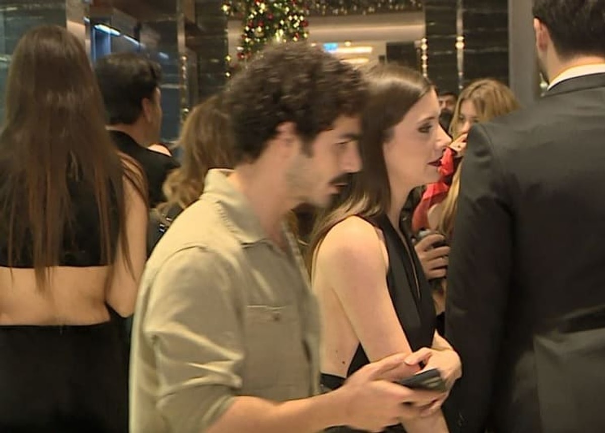 Yalı Çapkını'nın Sevilen Oyuncusu Beril Pozam Bakın Kiminle Aşk Yaşıyor ...