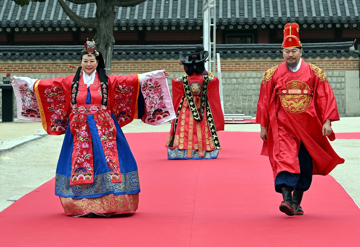 Hanbok Nedir? Hanbok Nasıl Giyilir? - Onedio