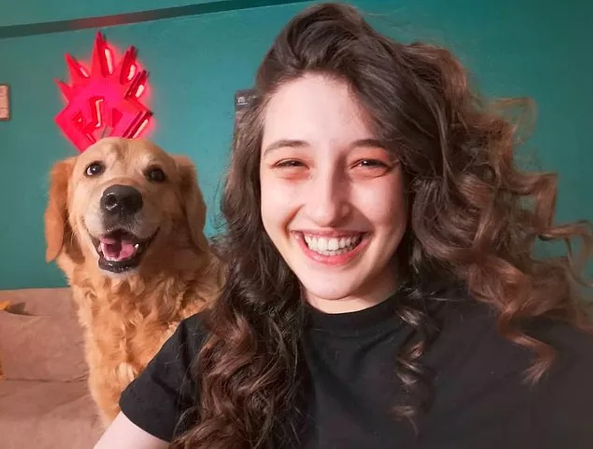 Pqueen Olarak Bilinen Büşra Pelin Baynazoğlu Kimdir, Kaç Yaşında ...