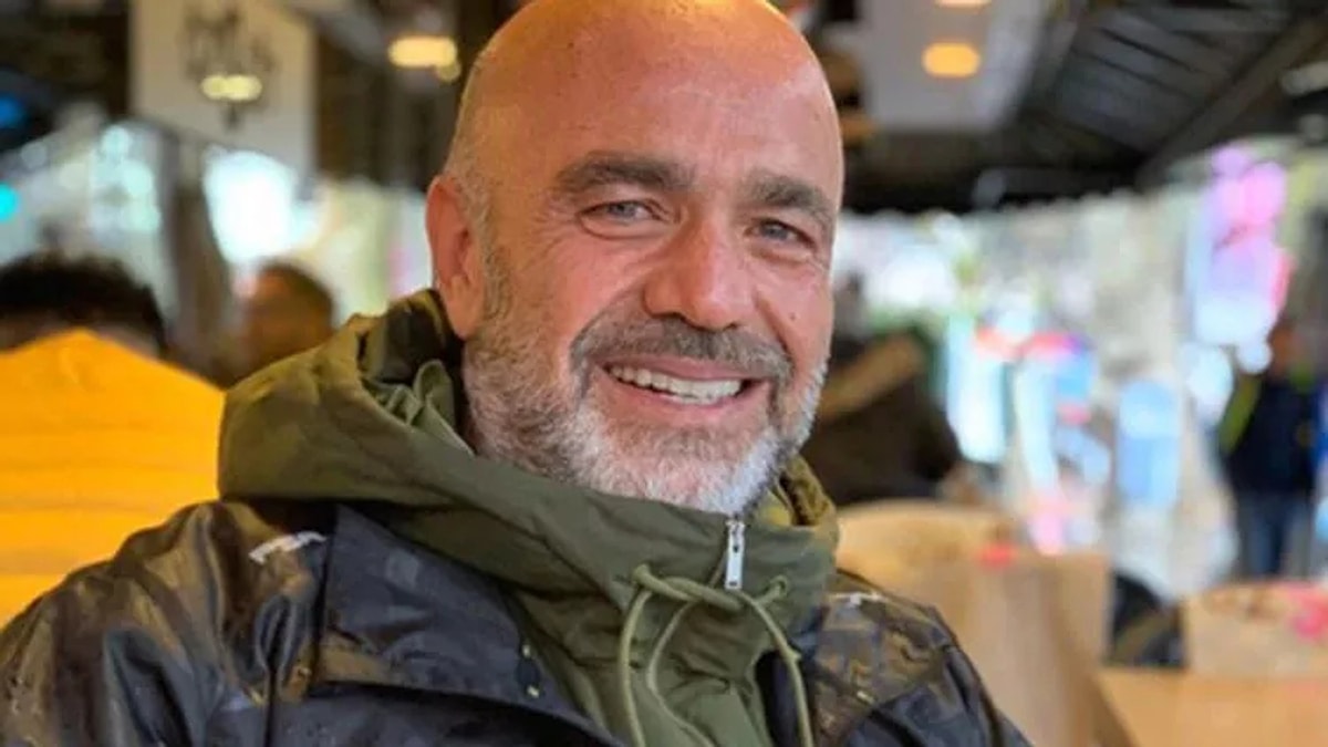 Cihan Kamer Kimdir? - Onedio