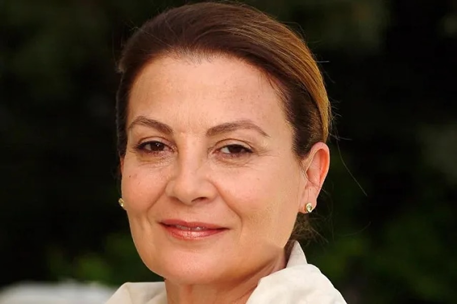 Aliye Uzunatağan İle İlgili Merak Edilenler: Aliye Uzunatağan Kimdir ...