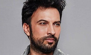 Tarkan: The Turkish Singer with Global Success and Top Hits - Onedio
