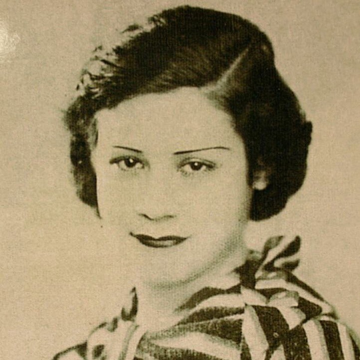 Afife Jale: Pioneering Spirit of Turkish Theatre - Onedio