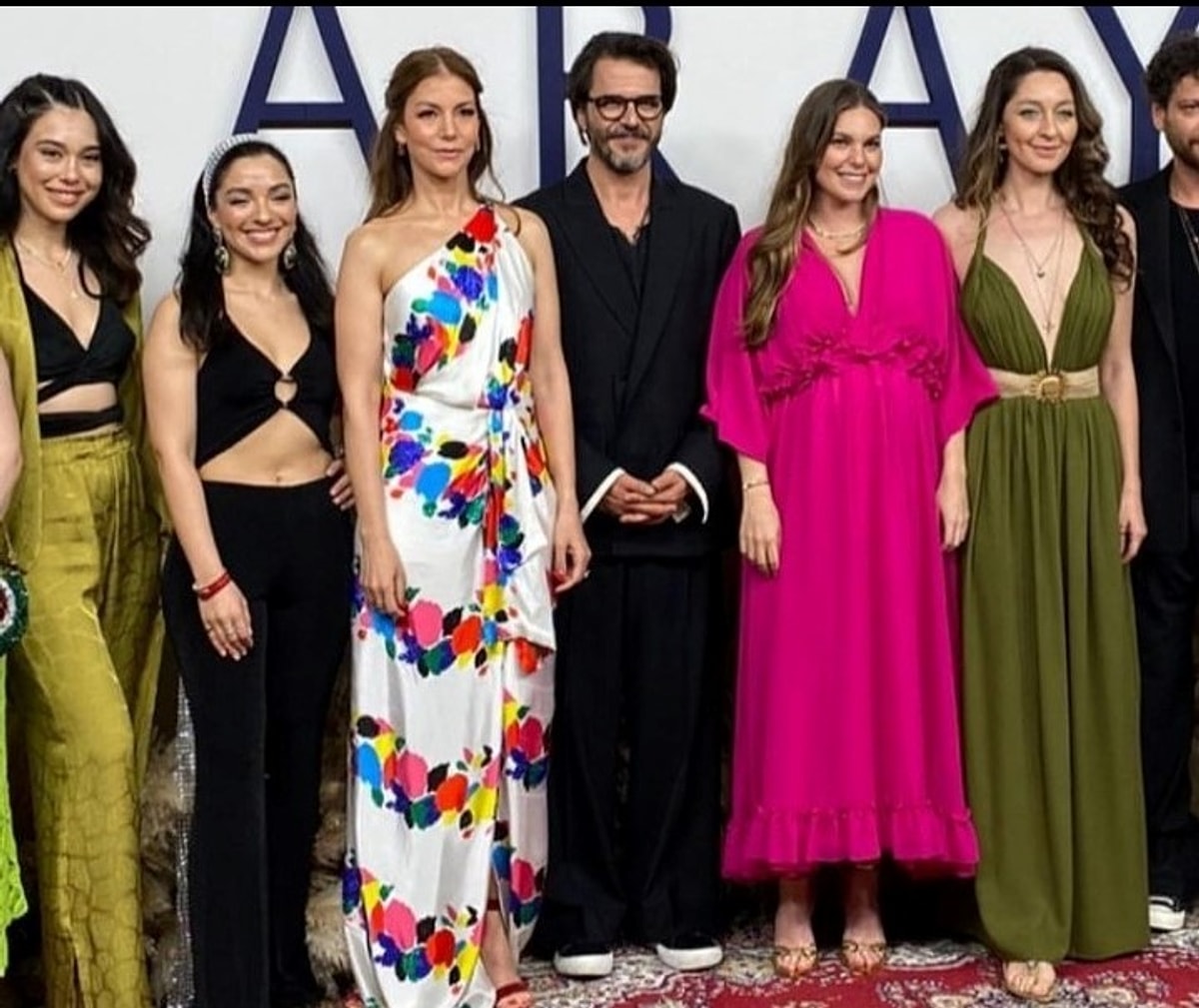 Hamileliği Tatlılığına Tatlılık Katan Aslı Enver'in Karnı Burnunda ...