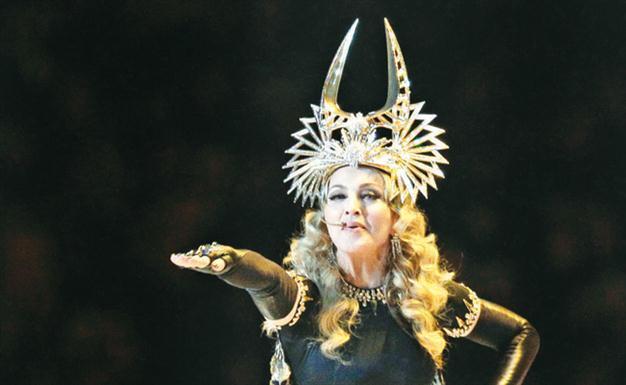 World-Famous Singers Who Lit Up Turkey's Stages - Onedio