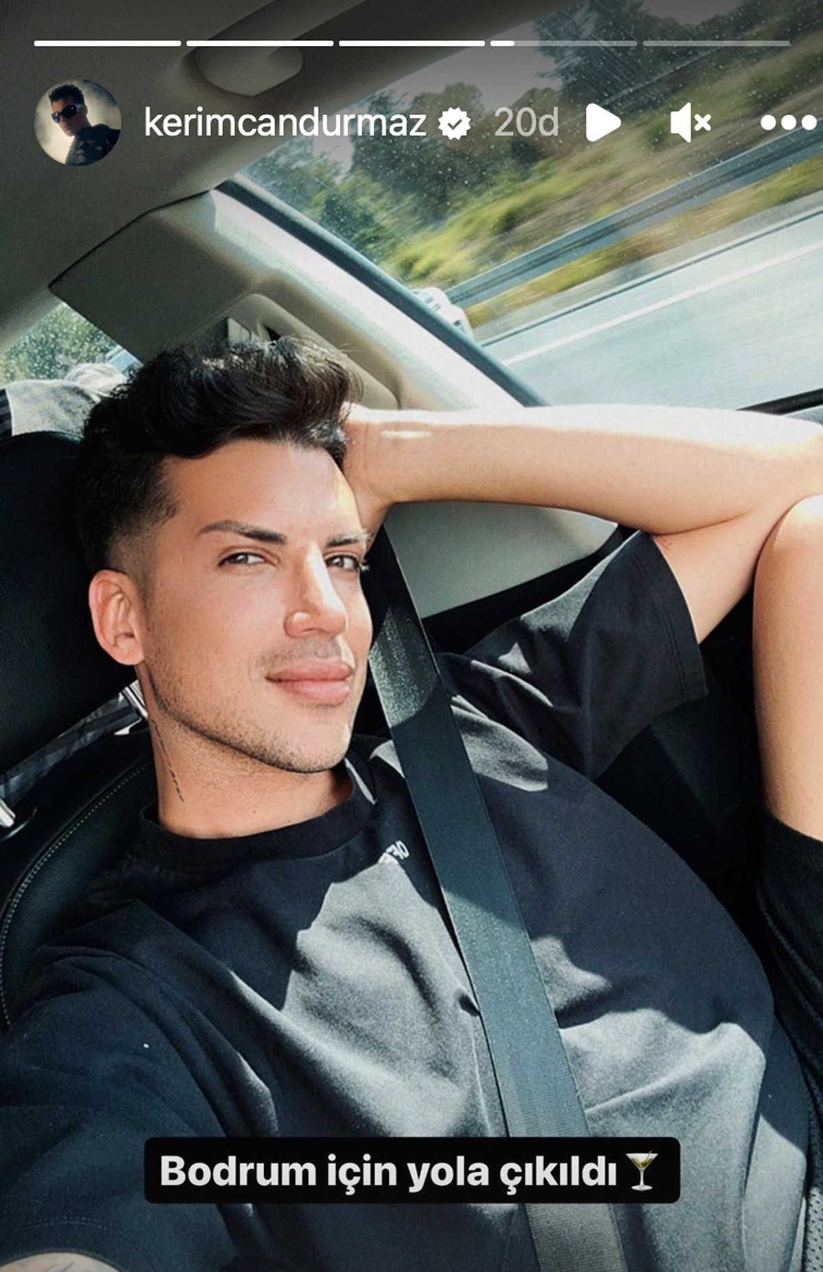 Ünlülerin 22 Haziran Instagram Fotoğraf Paylaşımı - Onedio