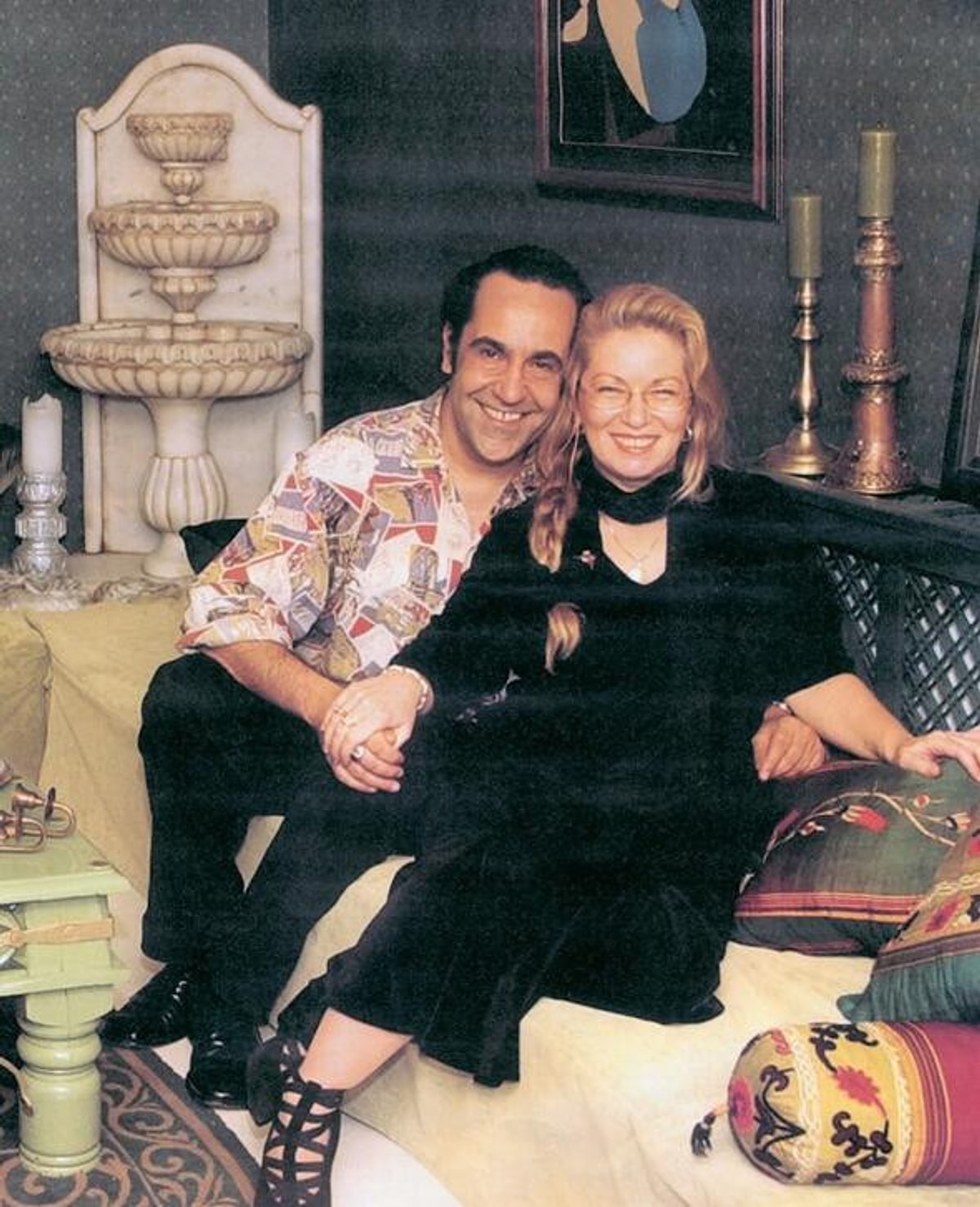 Aysun Aslan Yoğun Bakımdaki Eşi Özkan Uğur'un Öldüğü Haberini Yayanlara ...