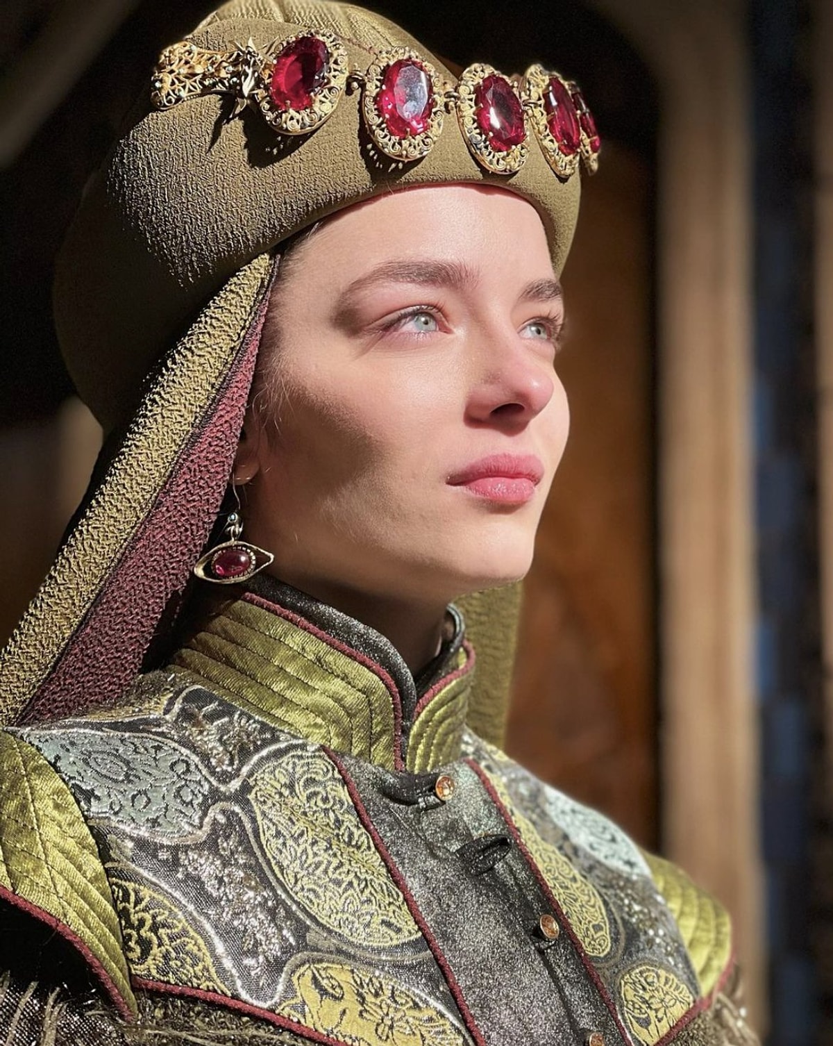 Buse Meral: The Promising Talent Illuminating Turkish Television - Onedio