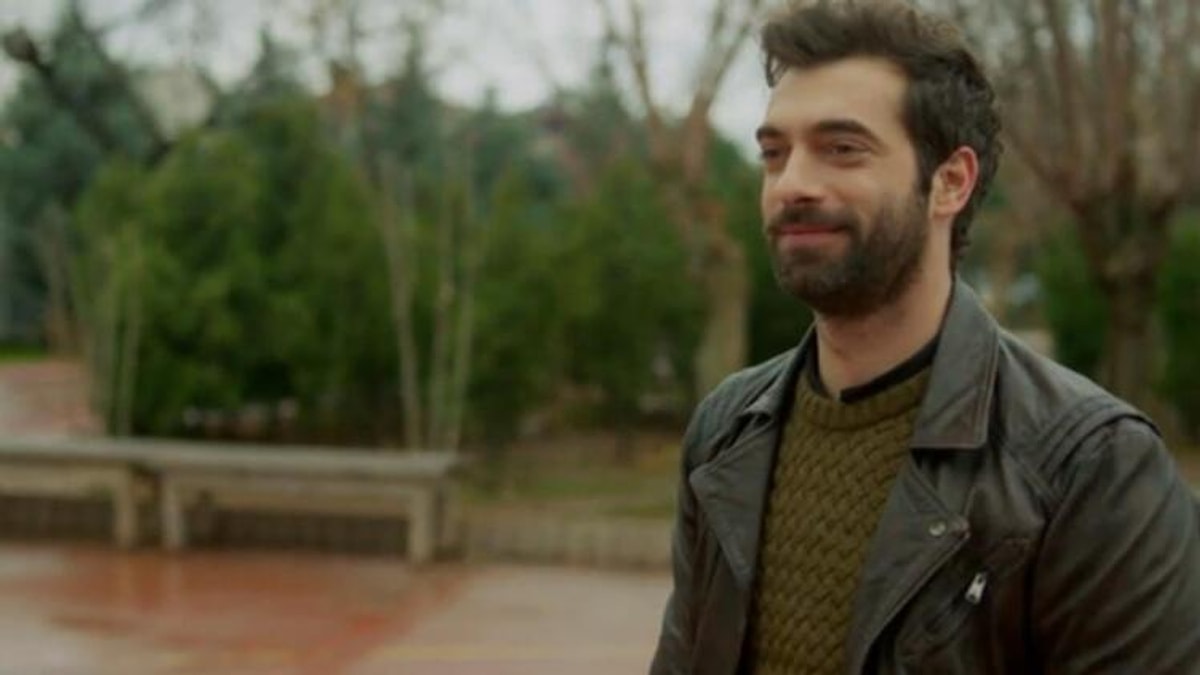 Discover the Allure of Poyraz Karayel: An Exciting Turkish TV Show - Onedio