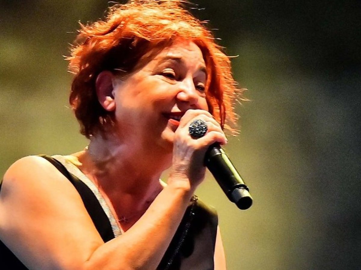 Erkeklerin de Yandığına İnanan Nazan Öncel'in Her Gün Gelen Evlilik ...