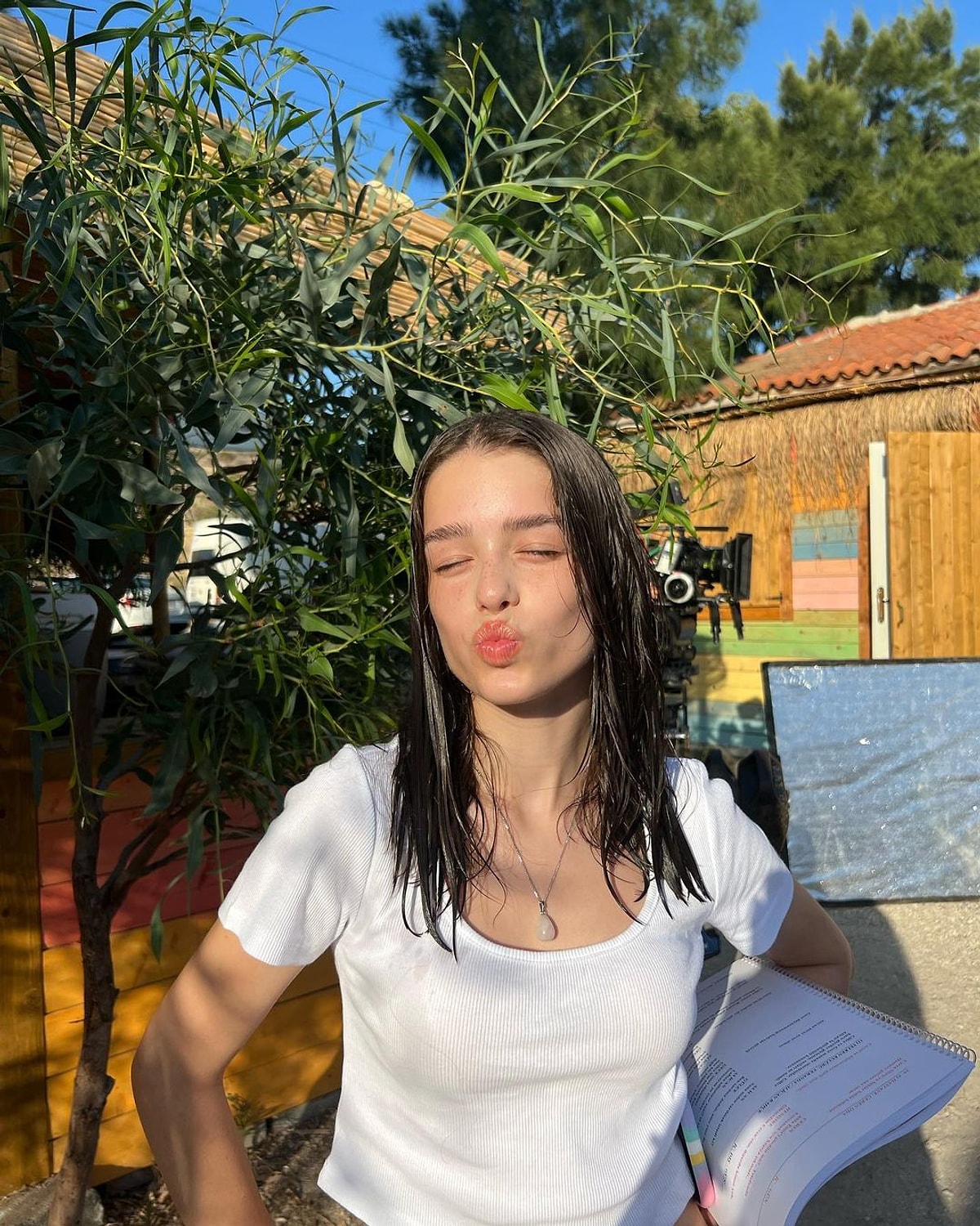 Dönence Dizisindeki Gülce Karakteriyle Yıldızı Parlayan Ülkü Hilal ...