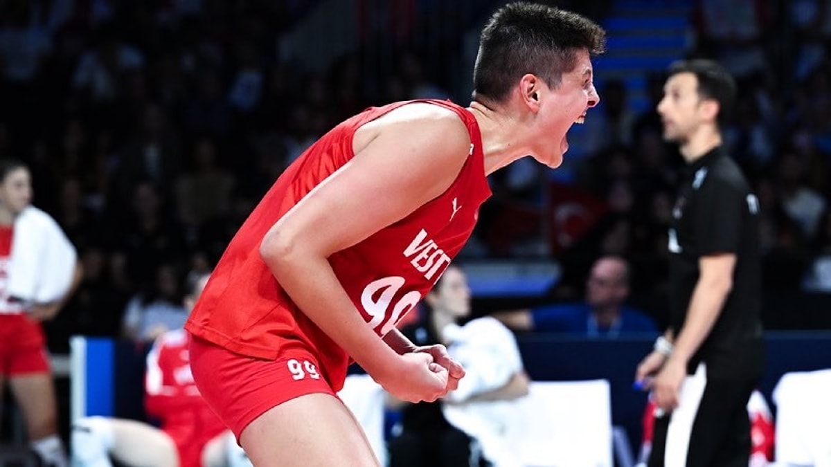 Vargas ve Ebrar'a Gelen Komik Tweetler! - Onedio