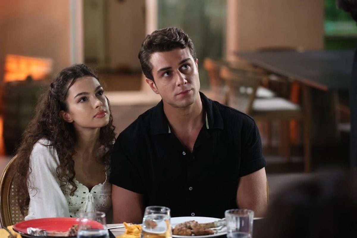 Doruk Diziden Neden Ayrılıyor? Kardeşlerim Doruk Öldü mü? - Onedio