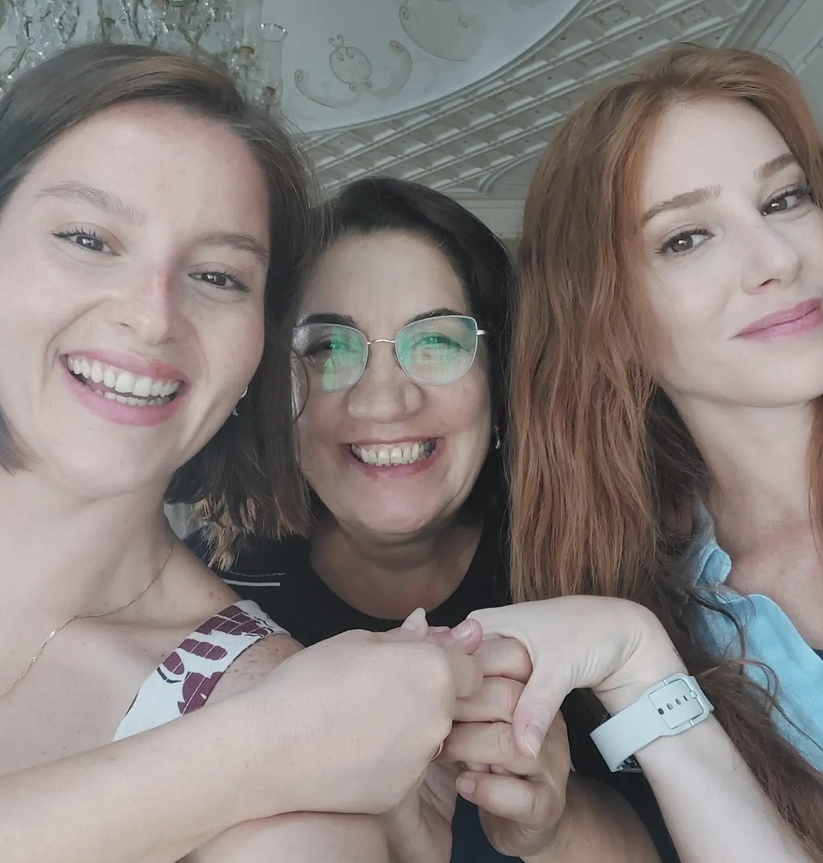 Elçin Sangu Çöp Adam Dizisinde Canlandırdığı 'Peri' Karakterine Veda ...