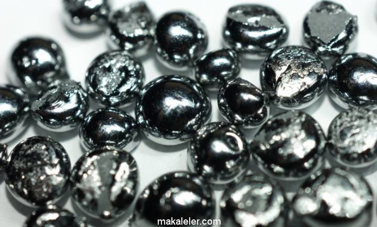 Oda Sıcaklığında Çalışan Yarı İletken, Enerji ve Hızda Yeni Bir Rekor ...