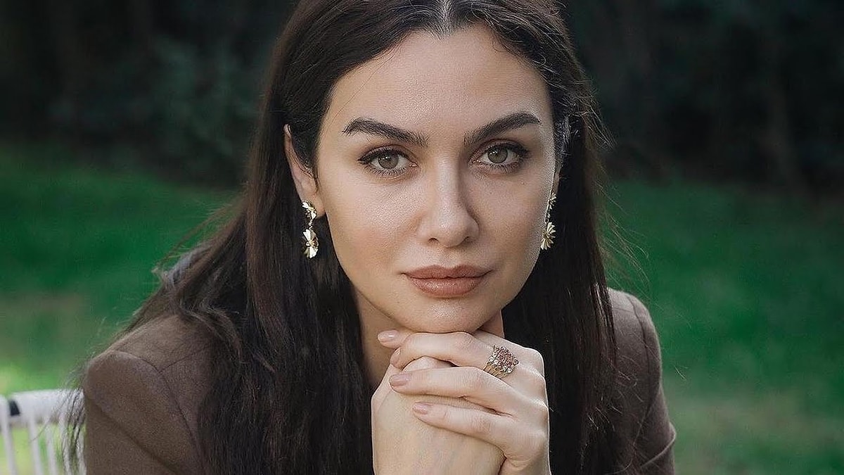 Birce Akalay Kimdir, Birce Akalay Neden Gözaltına Alındı? - Onedio