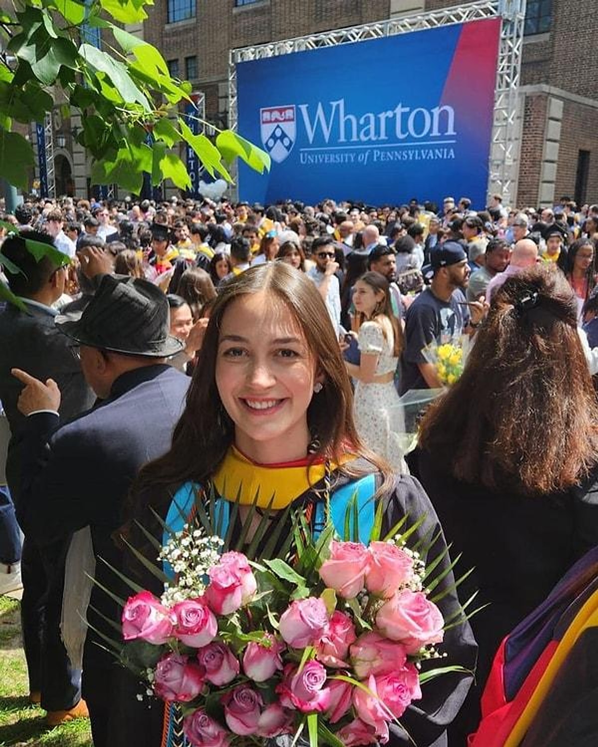 "Abi Azıcık Göbek Atalım Ya" Şarkısıyla Popülerleşen INJI Sosyal ...