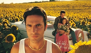 Teoman, 17 Yılın Ardından Netflix Dizisiyle Setlere Geri Döndü - Onedio