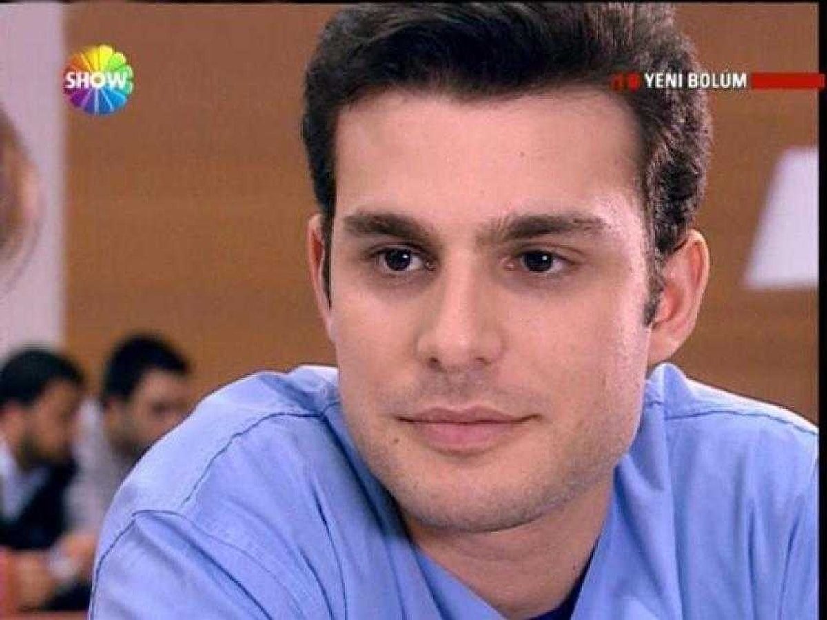 Mehmet Aslan, Tıp Bayramı Kutlamasında "Doktorlar" Göndermesi Yaptı! - Onedio