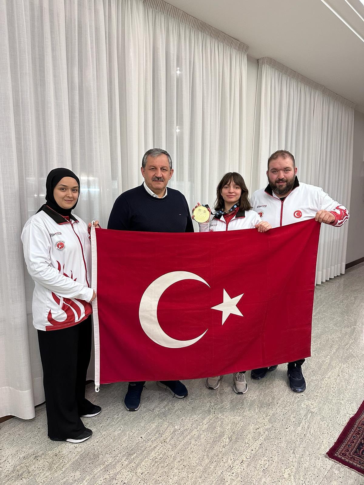 Dünya Kupası'nda Gururlandırdılar: Milli Kick Boksçular İtalya'da 14 ...