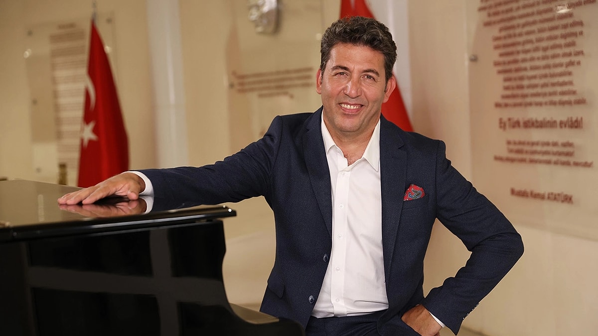 Oy Verme İşlemi Bittikten Sonra Canlı Yayın Açan Emre Kınay Ağır ...