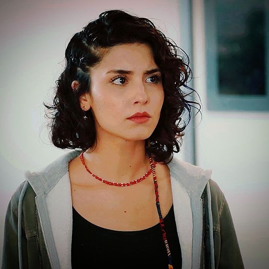 Yabani'nin Asi'si Rojbin Erden'in Hayalindeki Erkek Alaz'a Ne Kadar ...