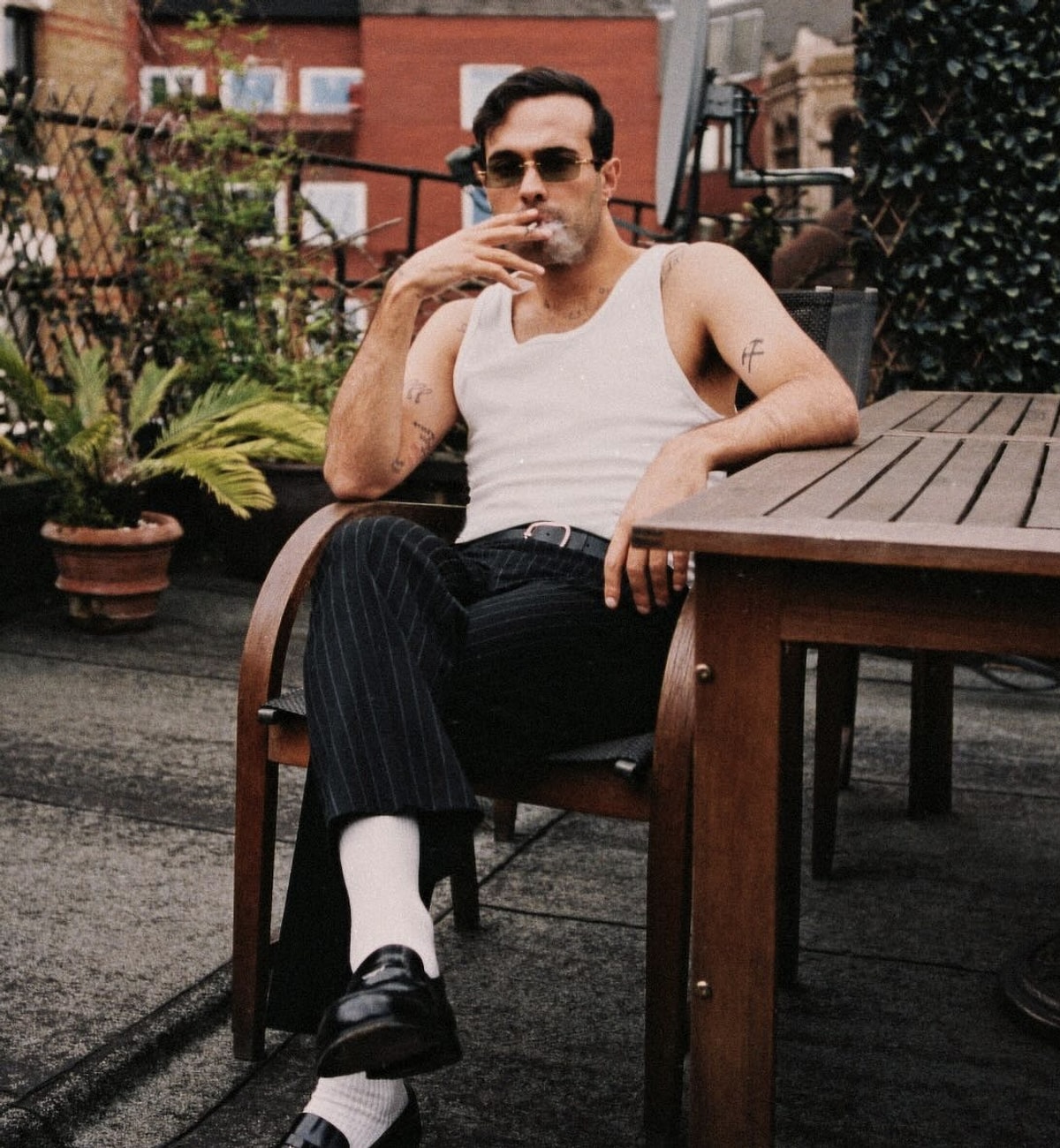 Mert Demir'in Araya Rihanna'yı Katıp Serenay Sarıkaya'ya Olan Aşkını İtiraf Etmesi Romantiklikte ...