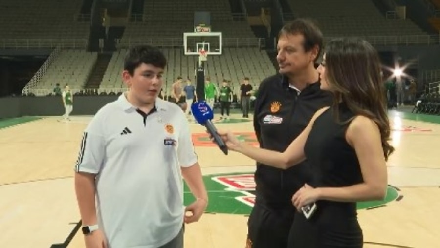 Galatasaraylı Ergin Ataman'ın Oğlu Sarp Ataman Fanatik Beşiktaşlı Çıktı ...