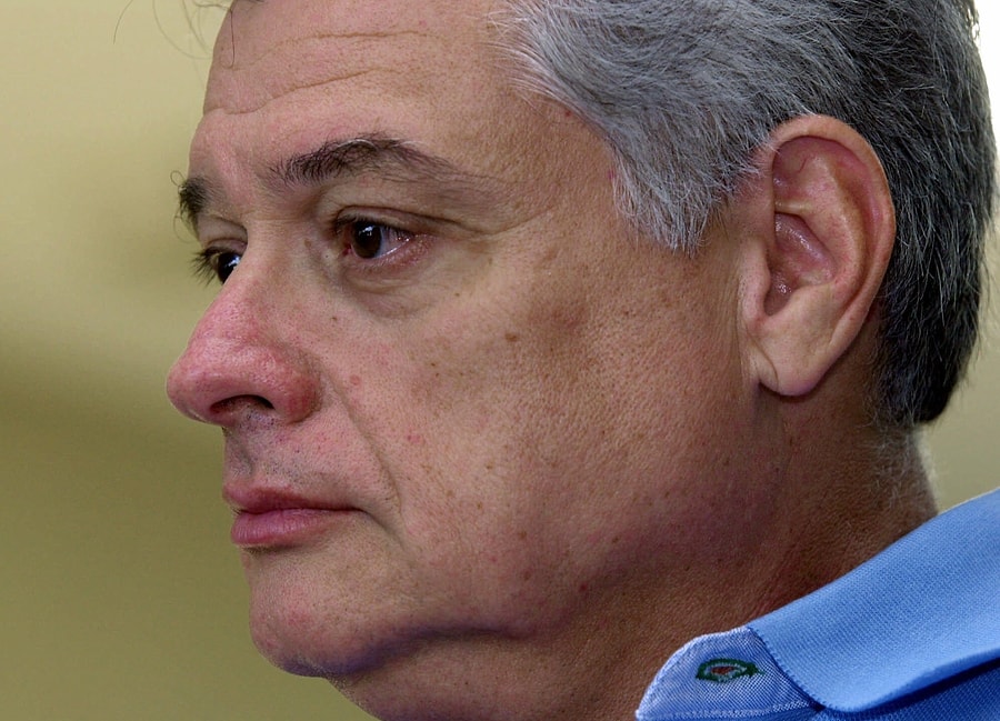 McDonalds'tan Tam 24 Milyon Dolar Çalan Polis - Onedio